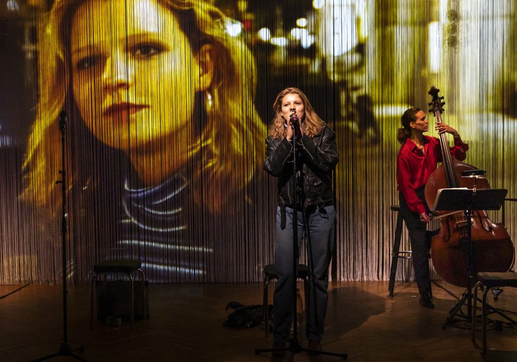 Kulturkolumne: Berlin Karl-Marx-Platz in der Neuköllner Oper | UnAuf ...
